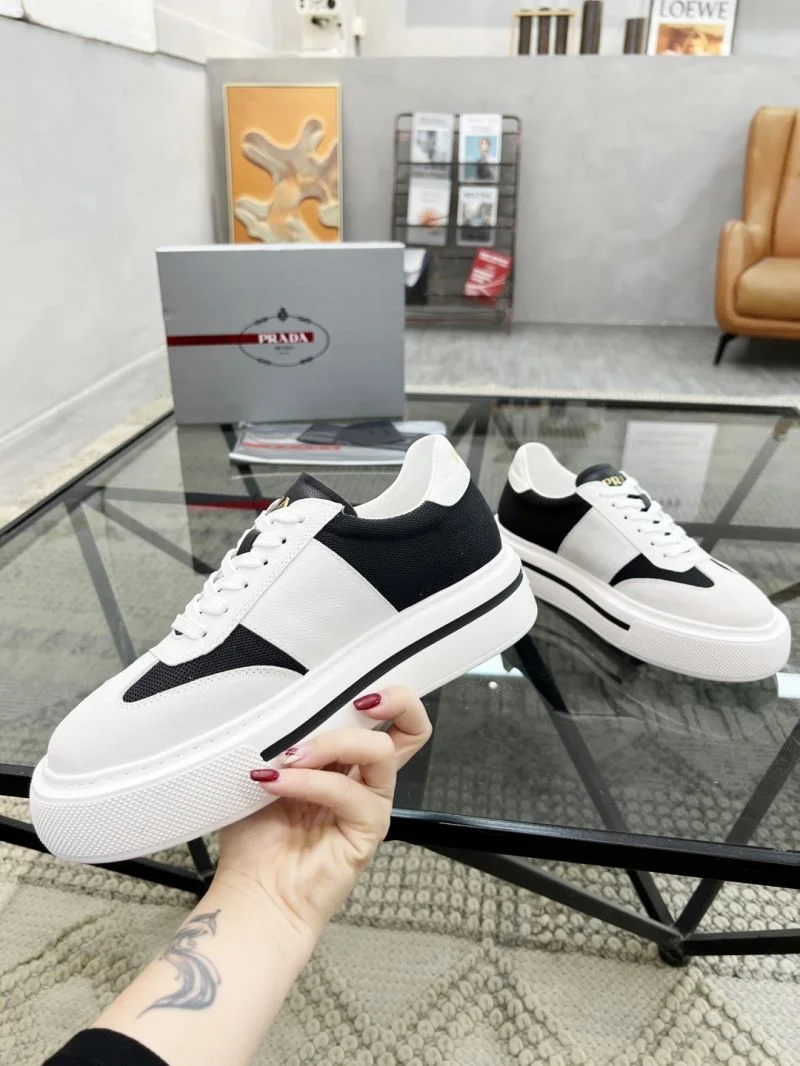 Exact replica Prada Low Shoes