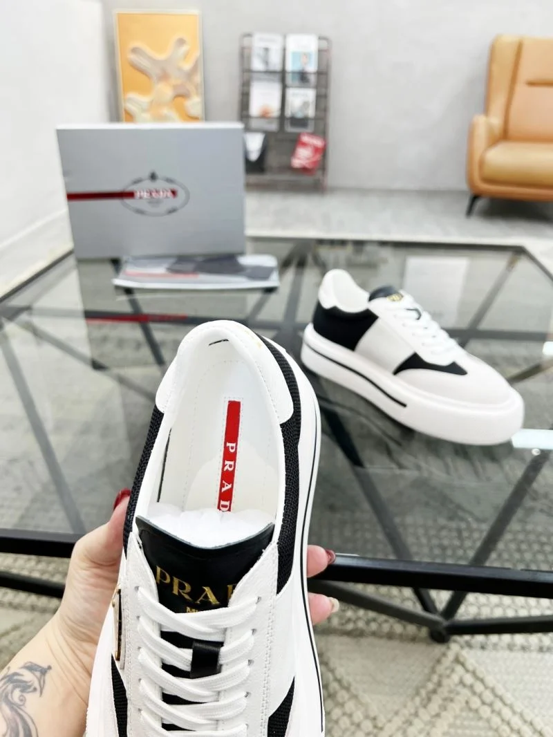 Exact replica Prada Low Shoes