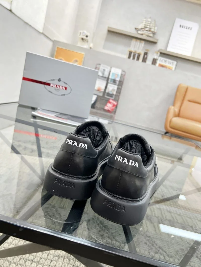 High fidelity Prada Low Shoes