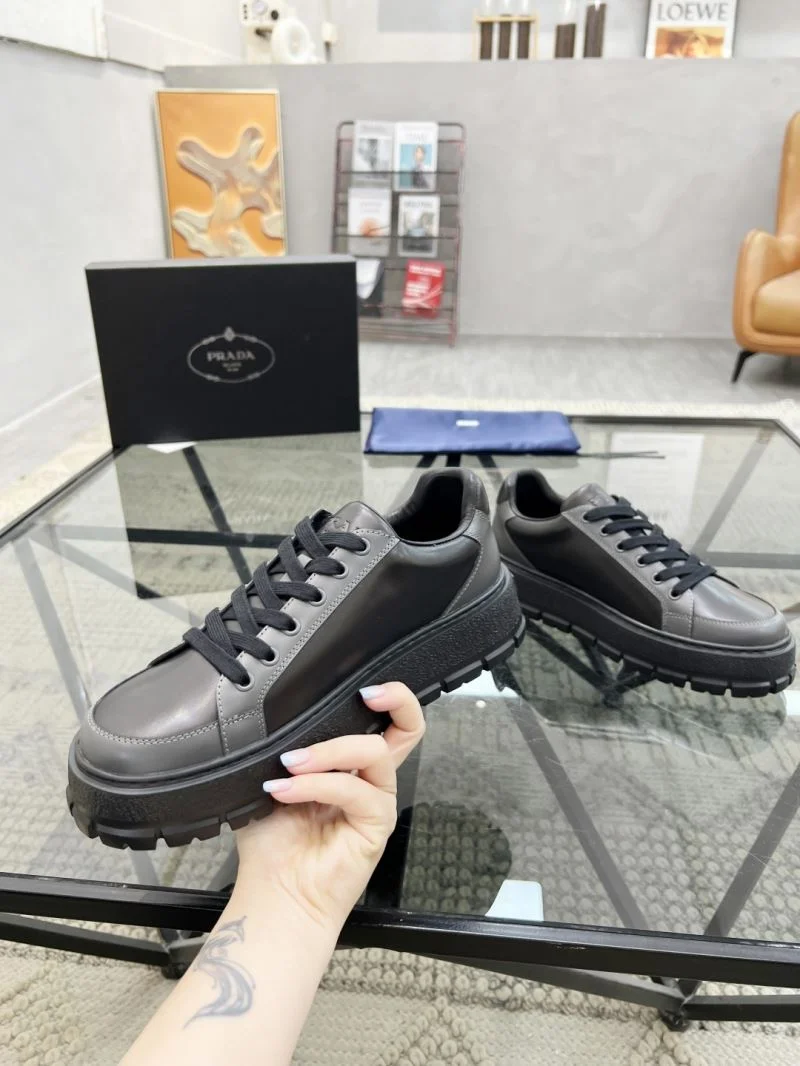 Cut-rate Prada Low Shoes