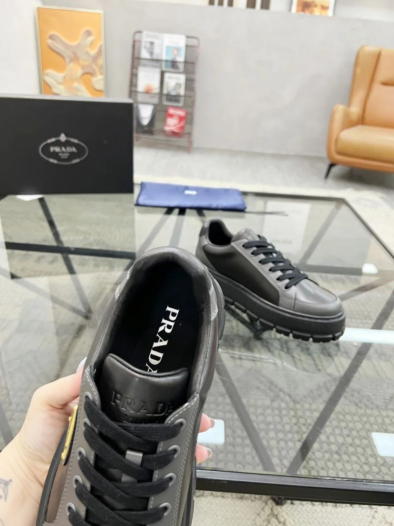 Cut-rate Prada Low Shoes