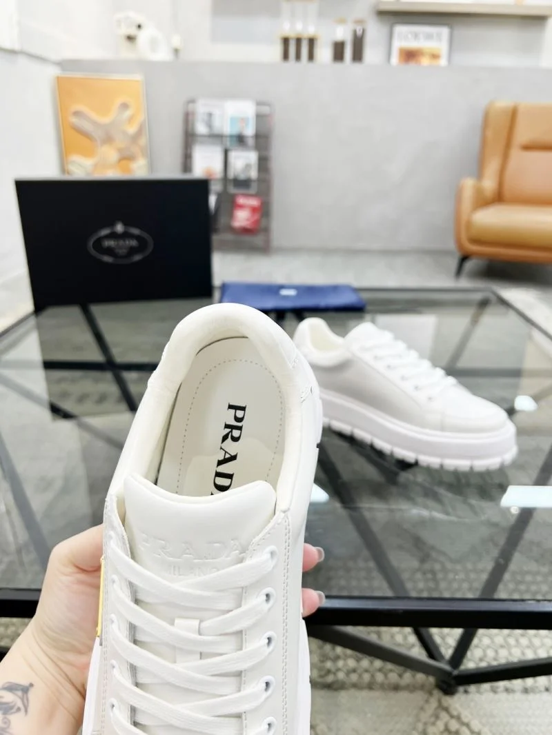 Cut-rate Prada Low Shoes