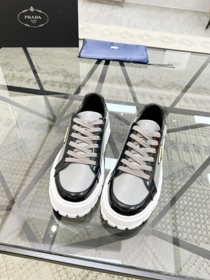 Mirror quality Prada Low Shoes