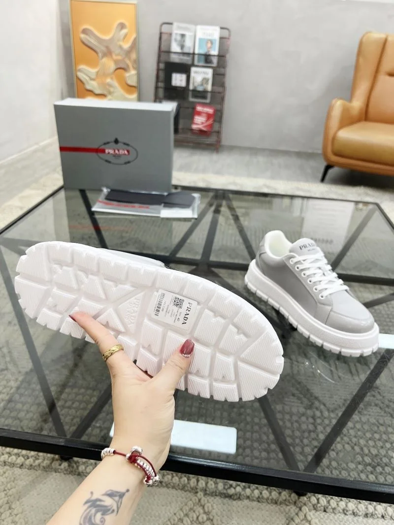 Official Prada Low Shoes