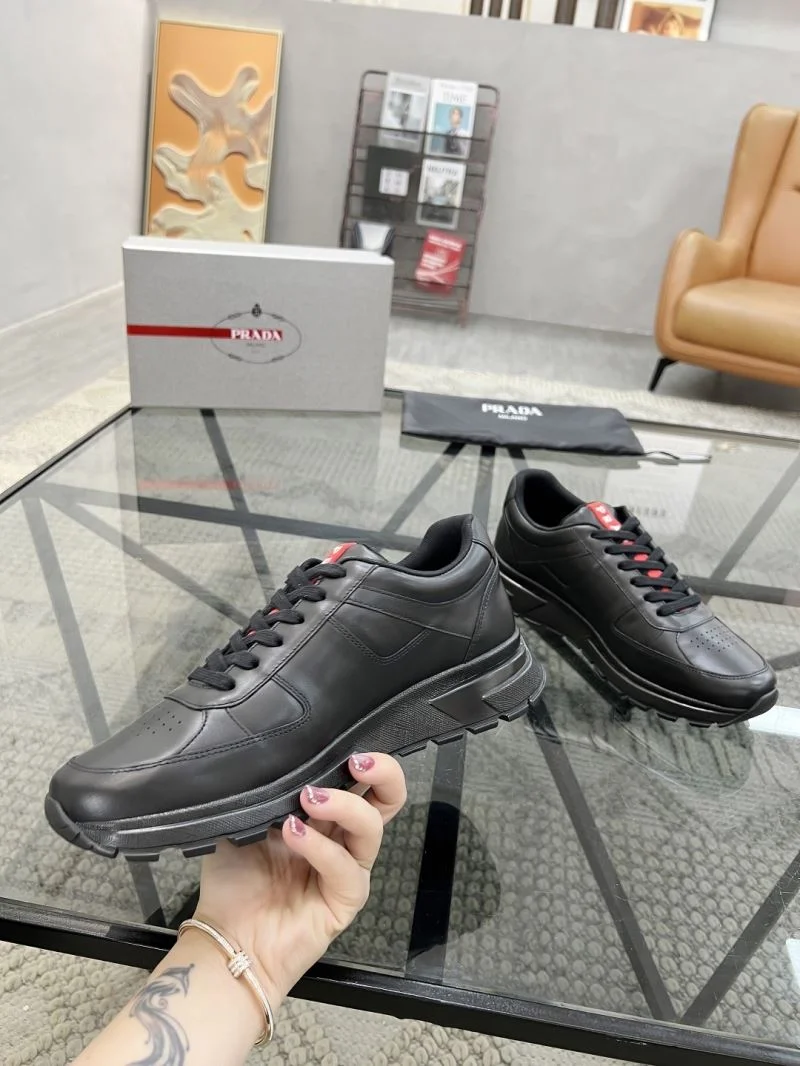 High fidelity Prada Low Shoes