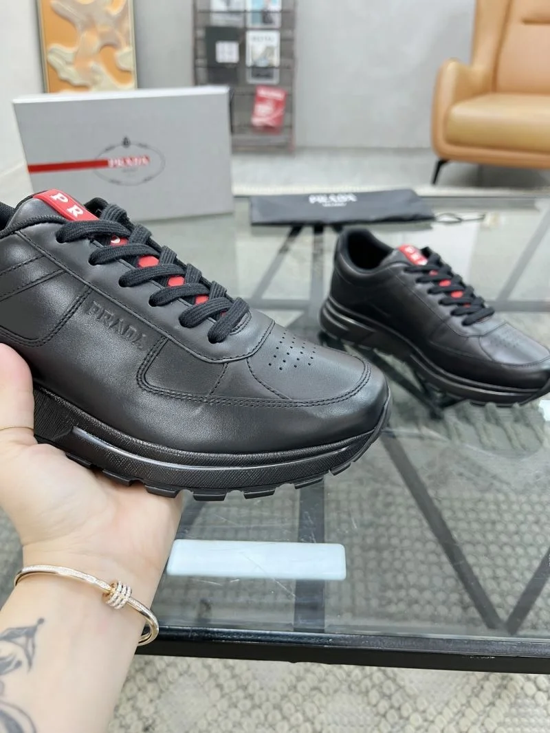 High fidelity Prada Low Shoes