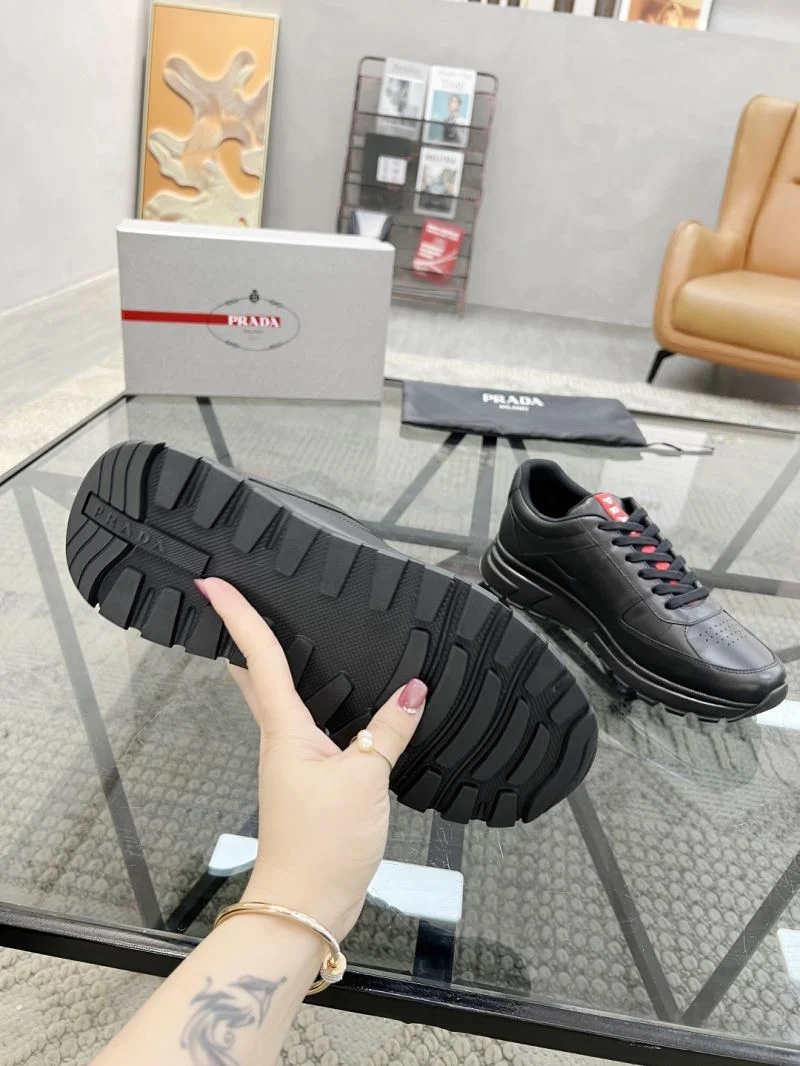 High fidelity Prada Low Shoes