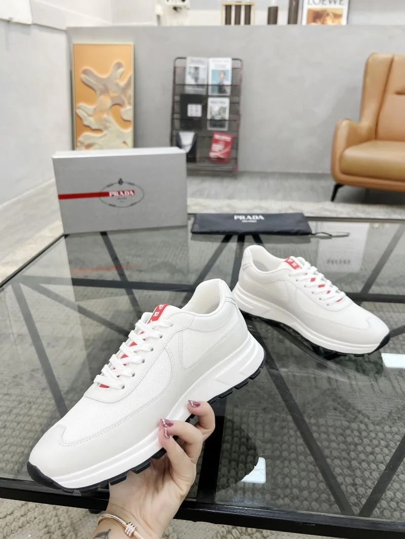 Top mirror Prada Low Shoes