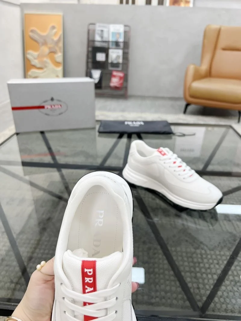 Top mirror Prada Low Shoes