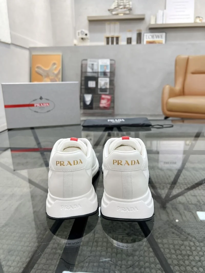 Top mirror Prada Low Shoes