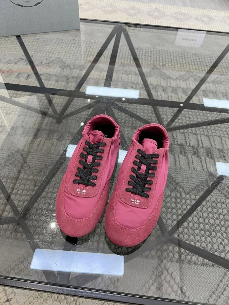 High fidelity Prada Low Shoes