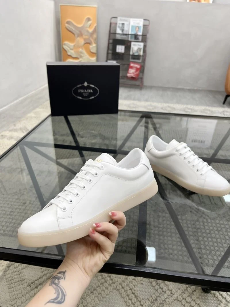 High fidelity Prada Low Shoes