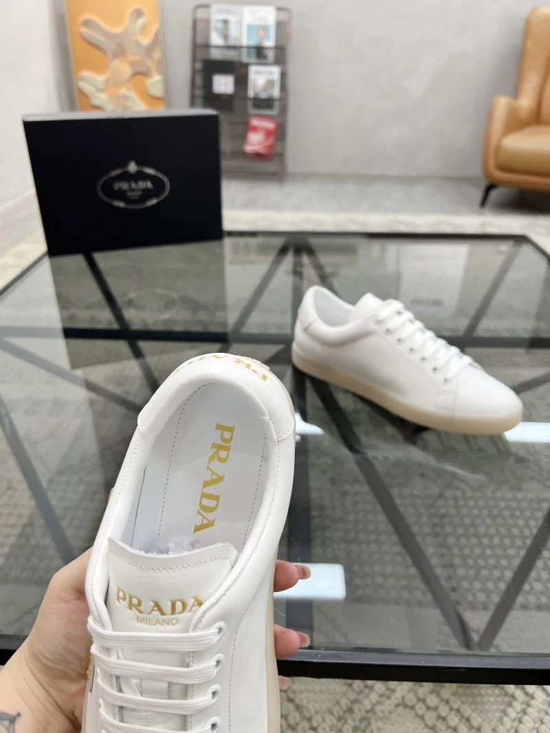 High fidelity Prada Low Shoes