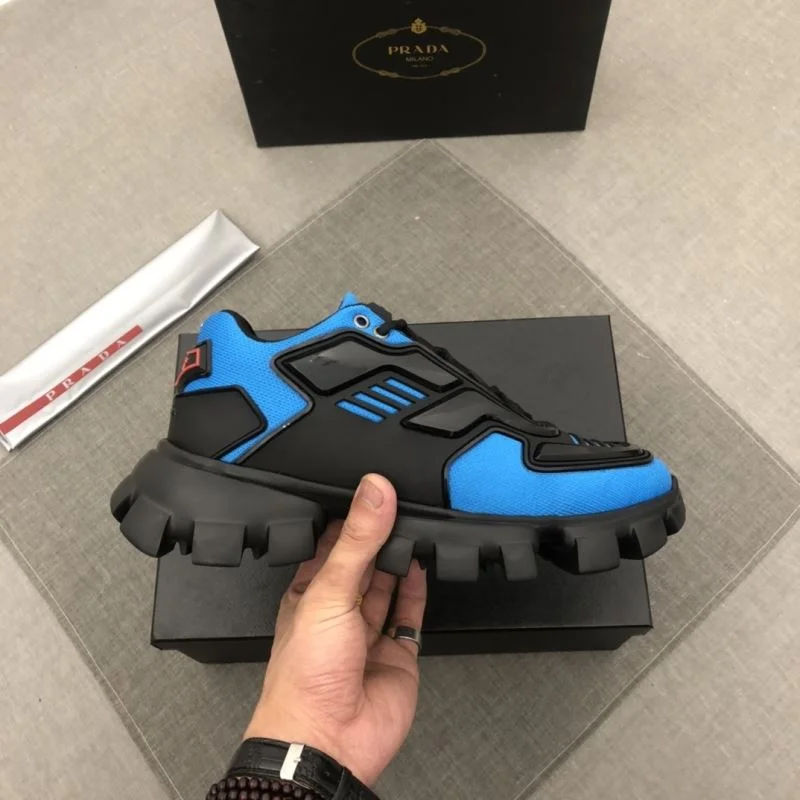 Top match Prada Low Shoes