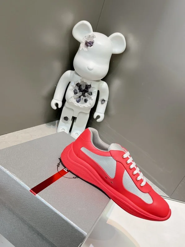 Top match Prada Low Shoes