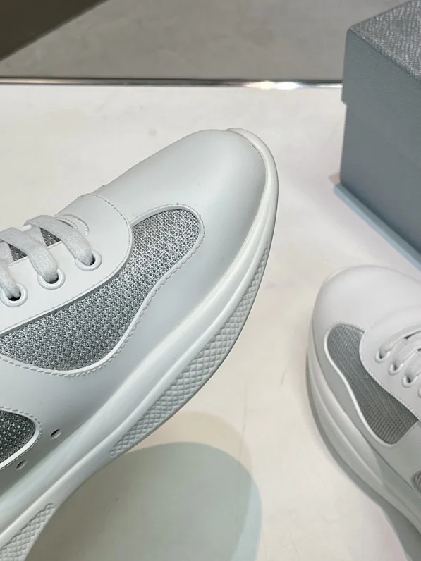 High accuracy Prada Low Shoes