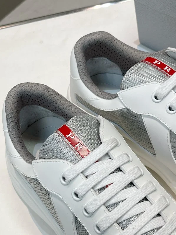 High accuracy Prada Low Shoes