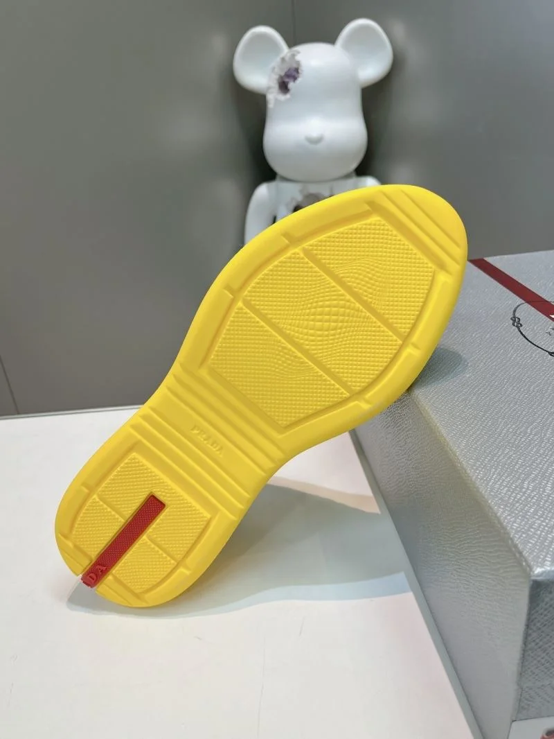 Exact replica Prada Low Shoes