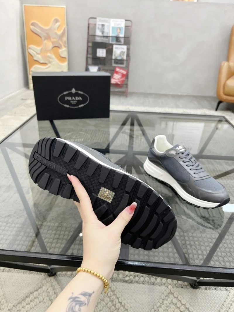 Mirror quality Prada Low Shoes