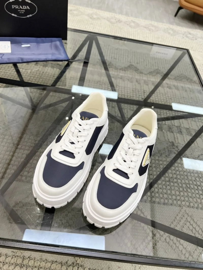Top match Prada Low Shoes