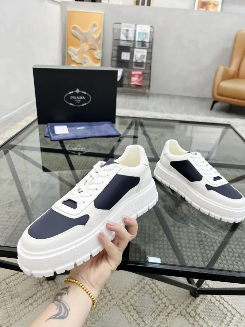 Top match Prada Low Shoes