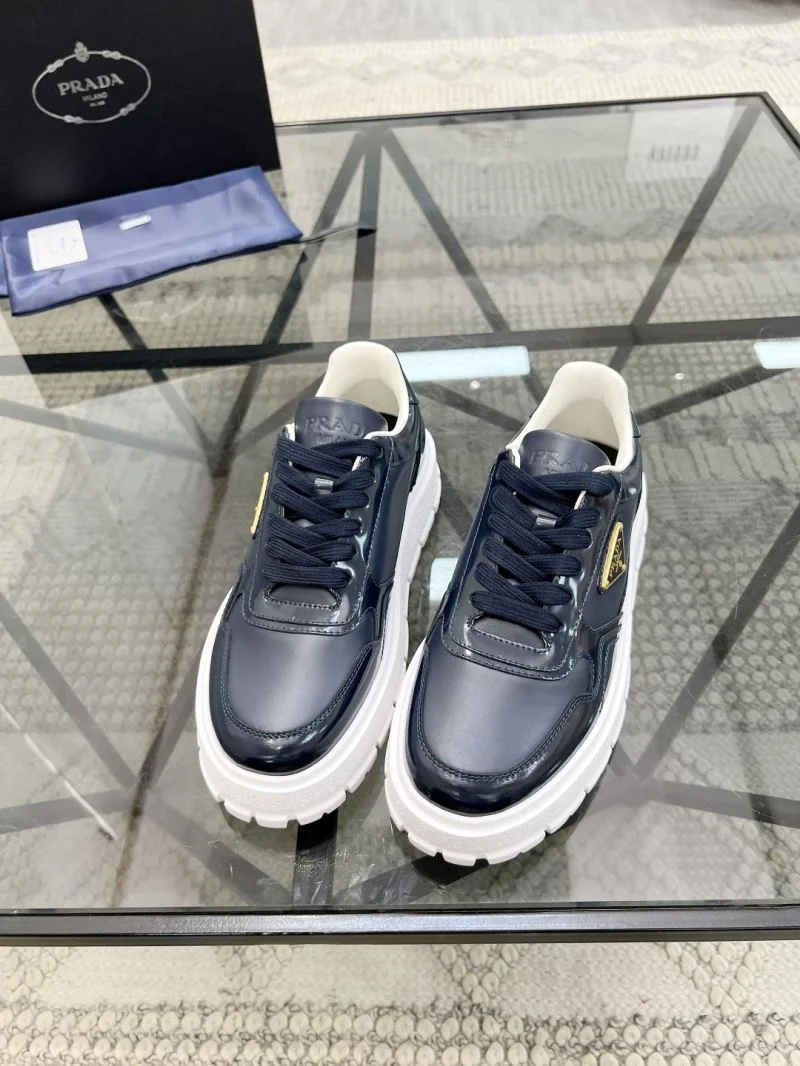 Top match Prada Low Shoes