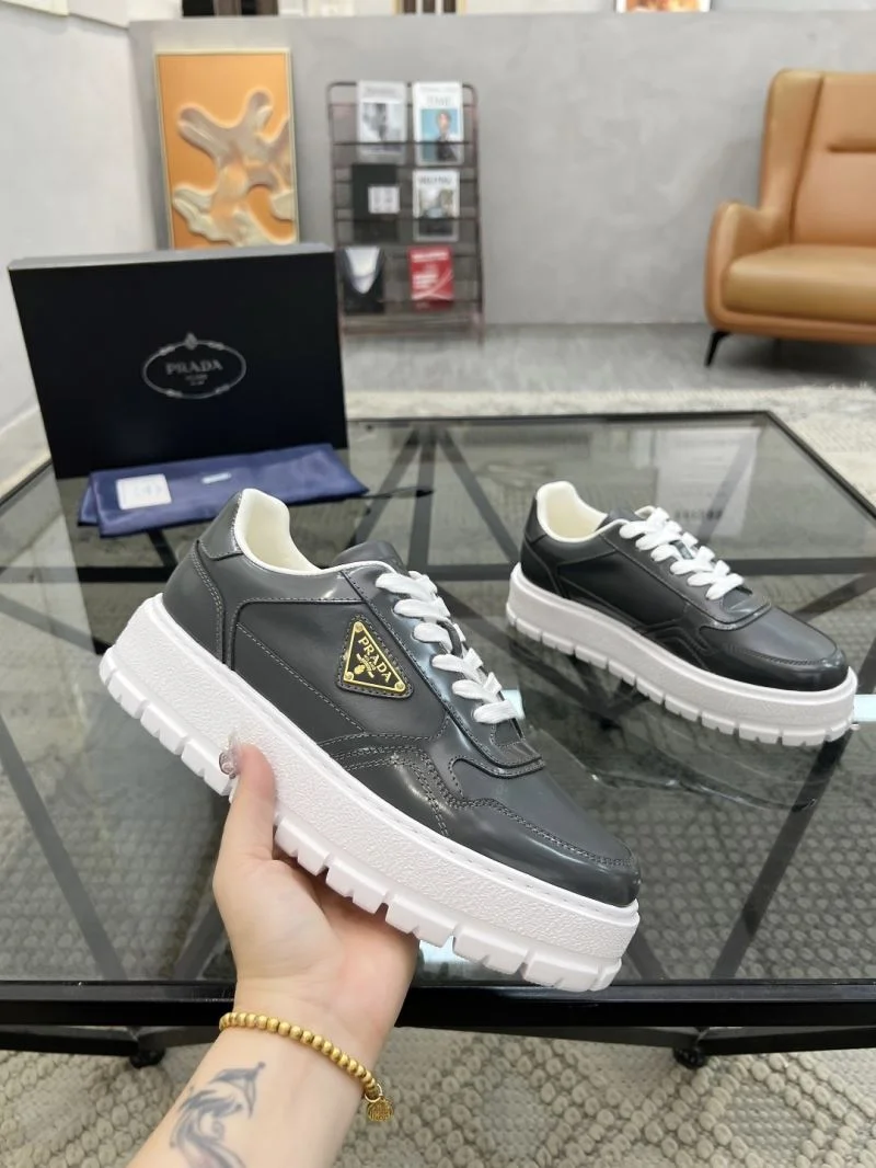 High accuracy Prada Low Shoes