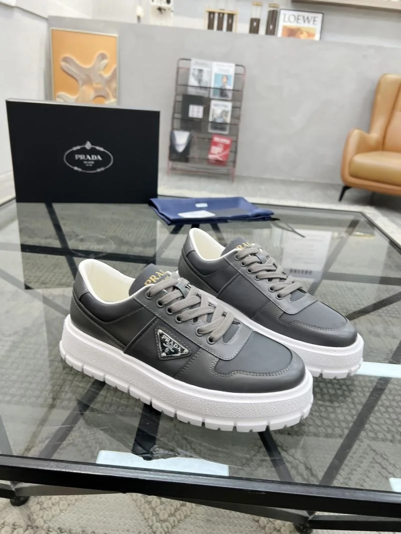 Exact replica Prada Low Shoes