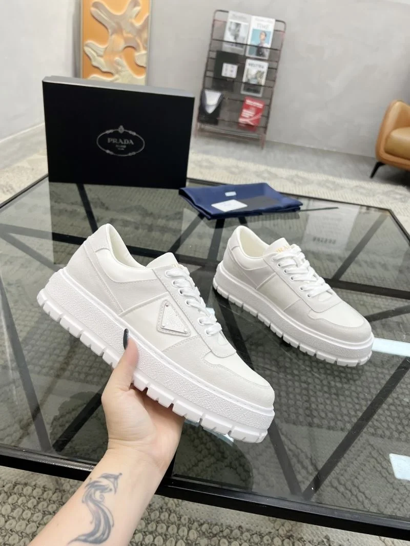 Bargain Prada Low Shoes