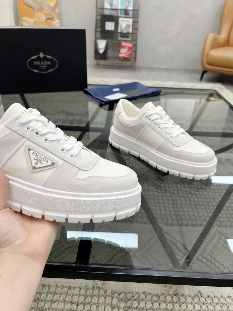 Bargain Prada Low Shoes