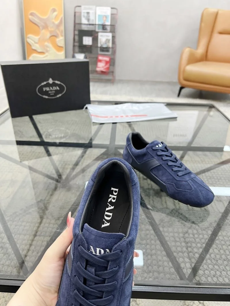 Top match Prada Low Shoes