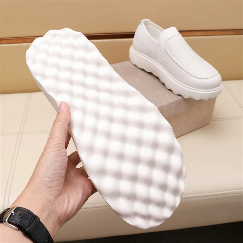 Exact replica Prada Low Shoes