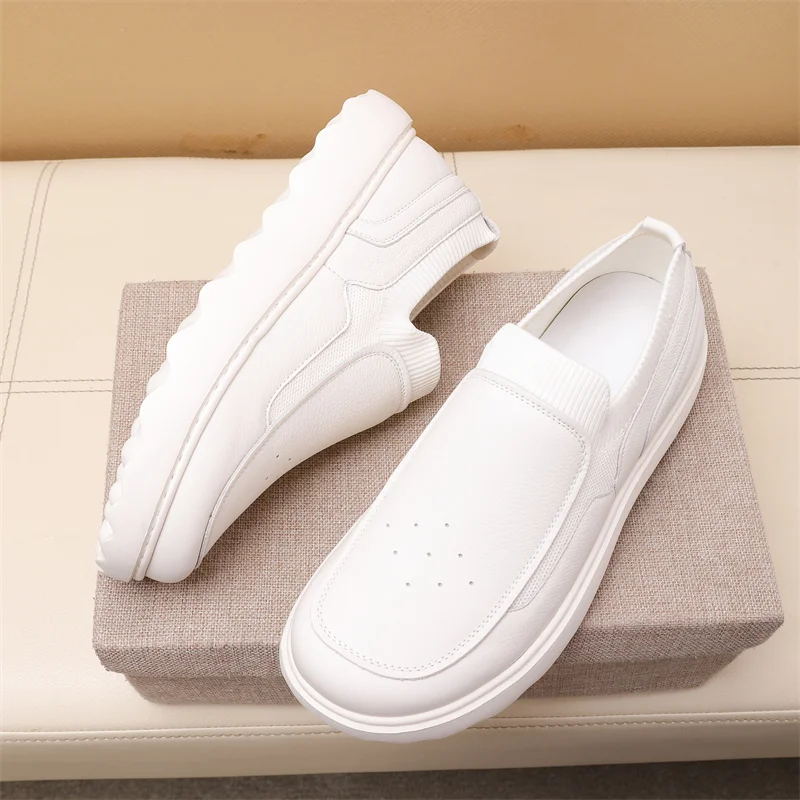 Exact replica Prada Low Shoes