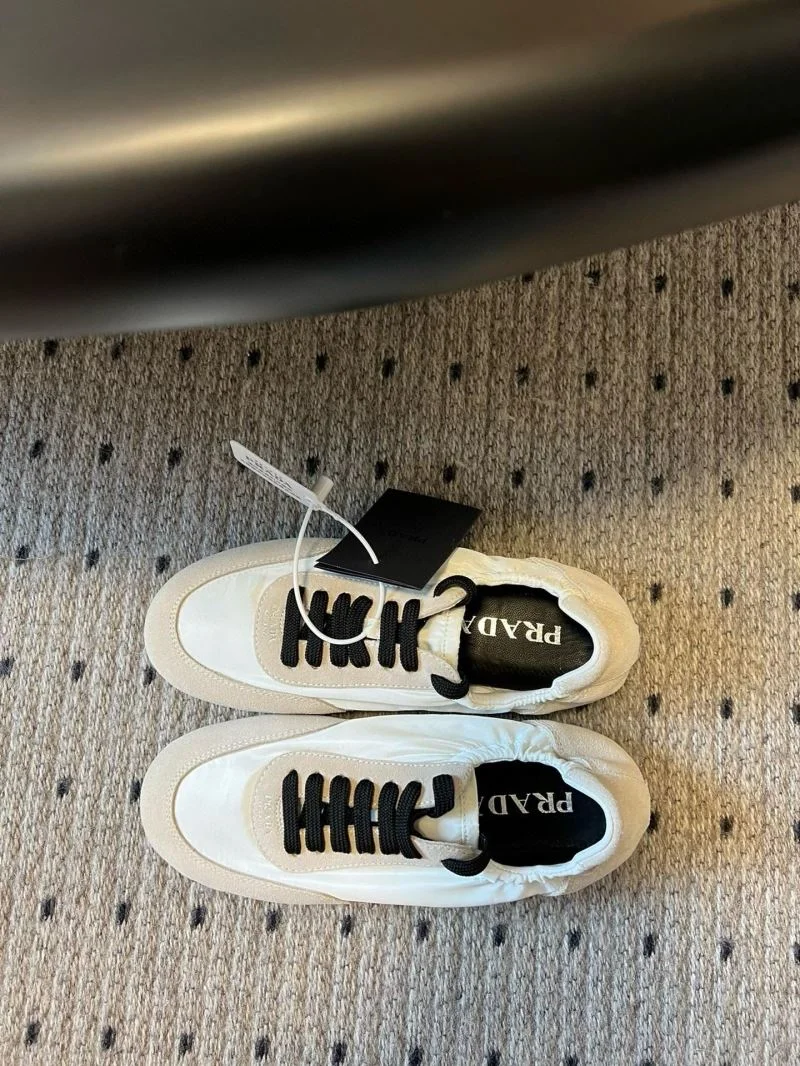 Value-priced Prada Low Shoes
