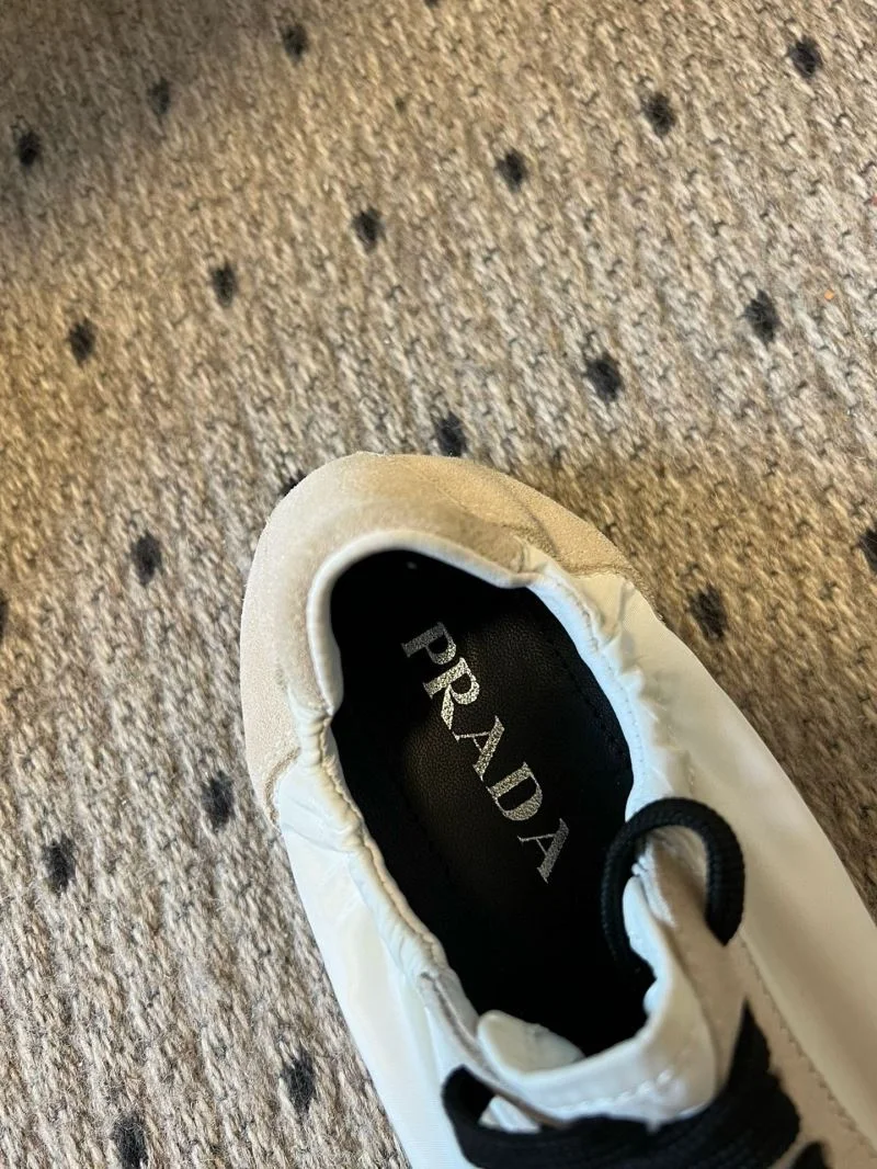 Value-priced Prada Low Shoes