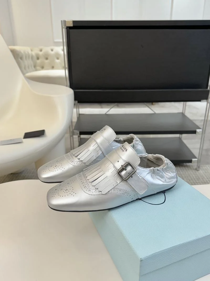 Original Prada Low Shoes