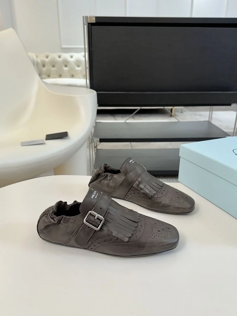 Economical Prada Low Shoes