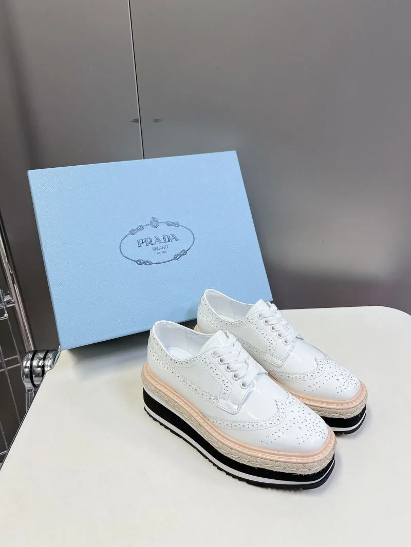 Mirror quality Prada Low Shoes