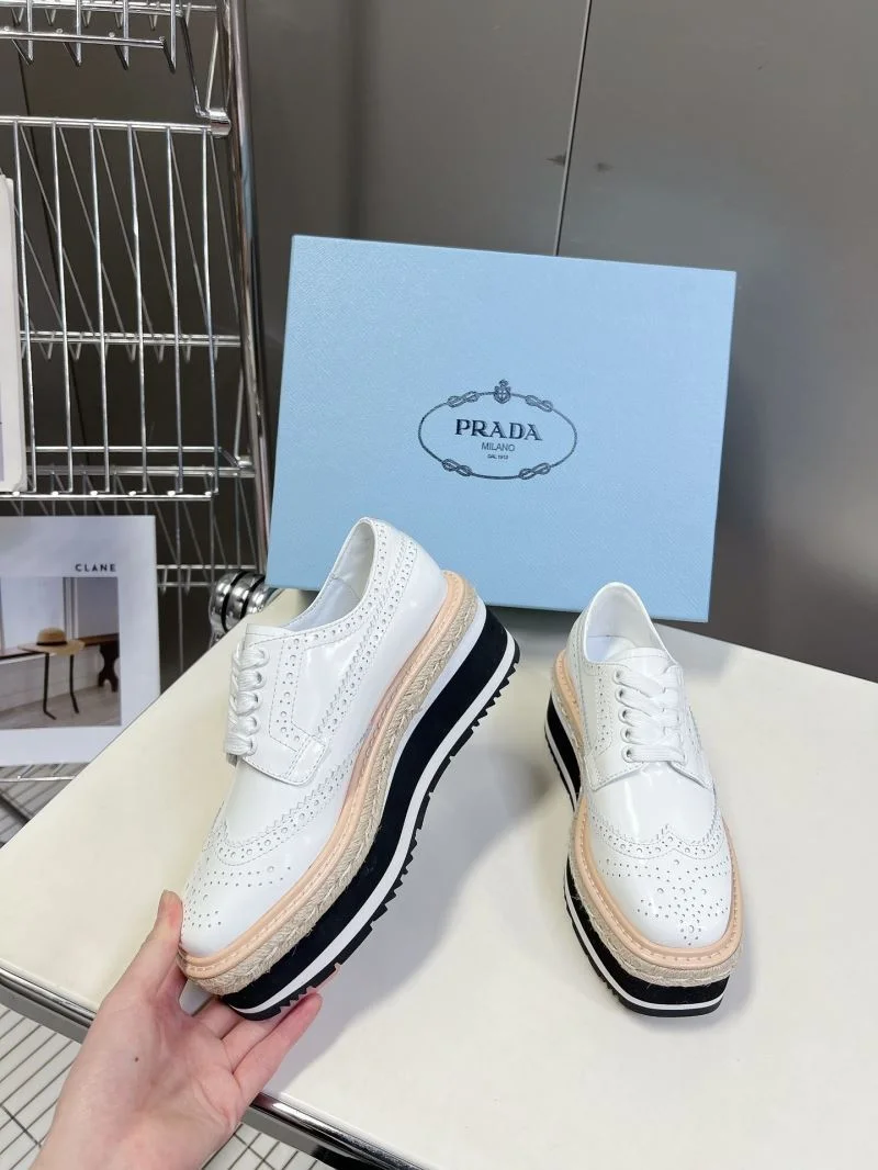 Mirror quality Prada Low Shoes