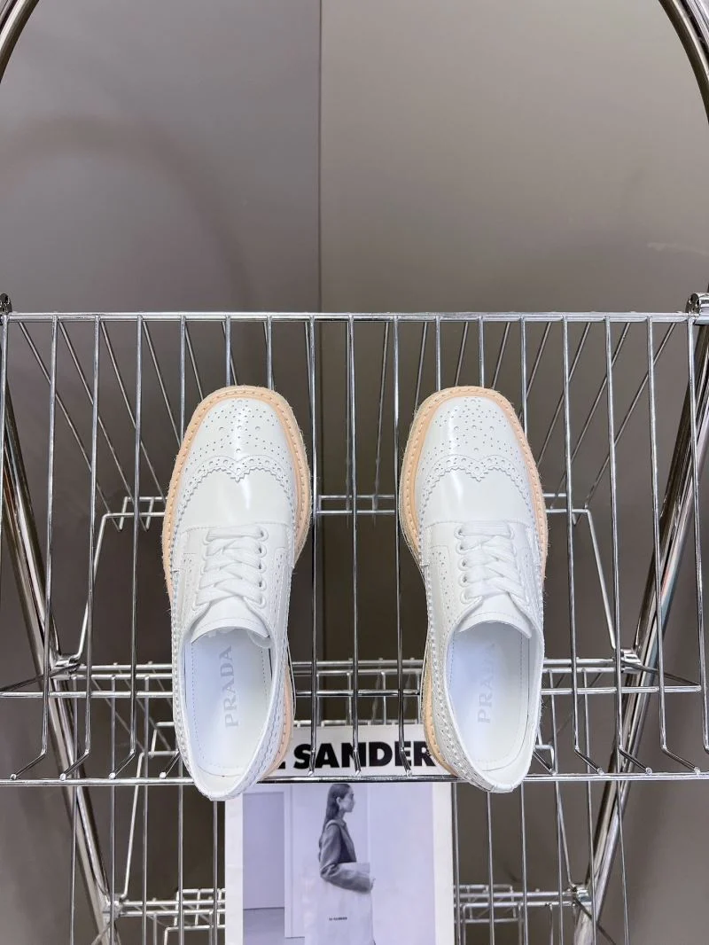 Mirror quality Prada Low Shoes