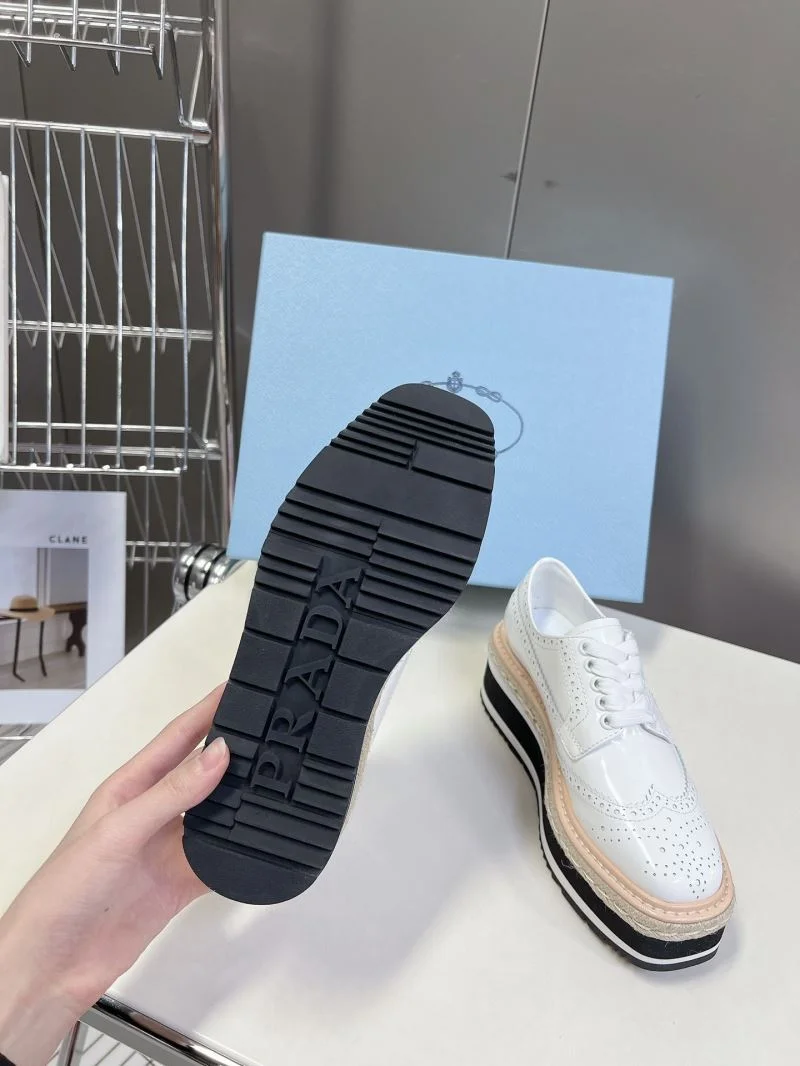 Mirror quality Prada Low Shoes