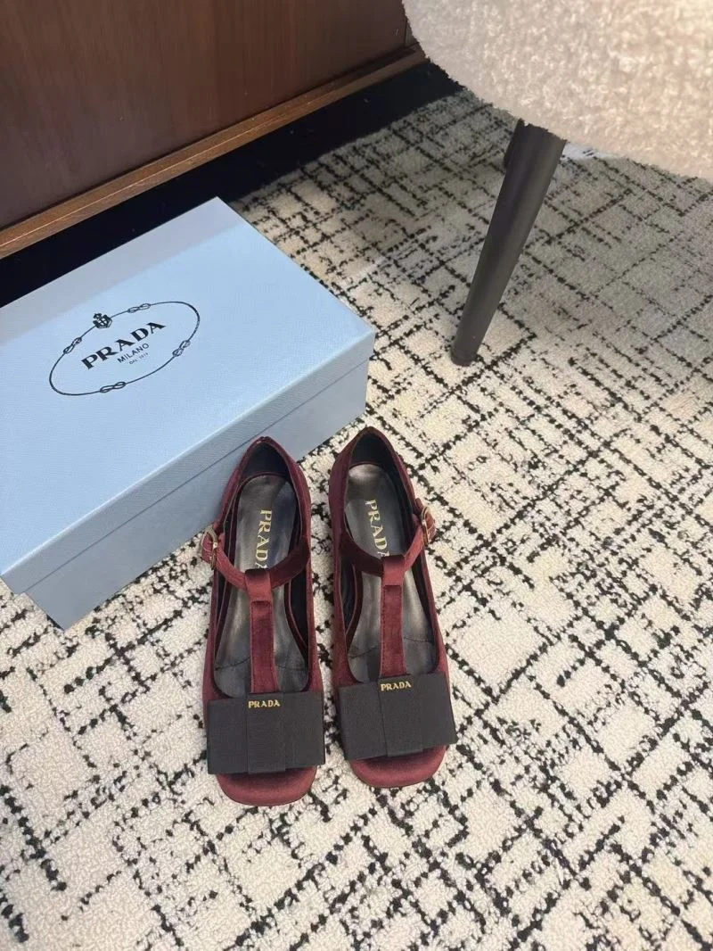Prada Low Shoes