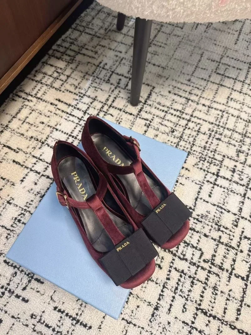 Perfect replica Prada Low Shoes