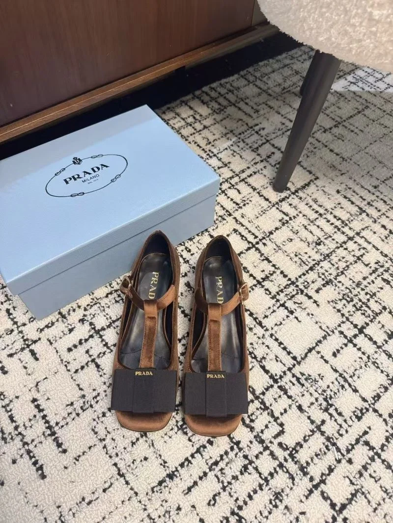 Prada Low Shoes