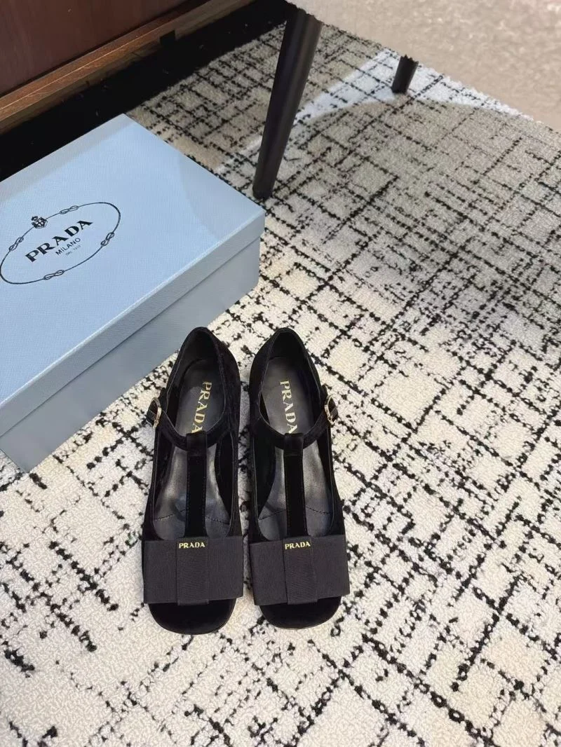 Prada Low Shoes