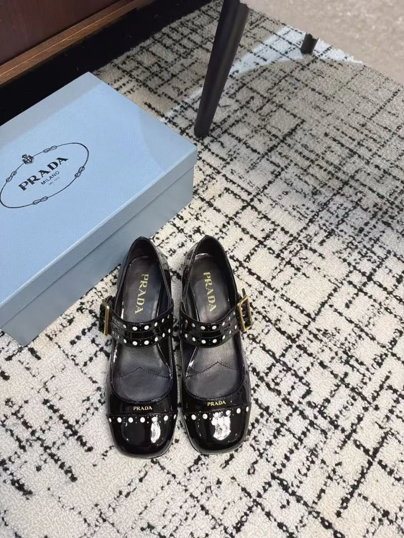 Prada Low Shoes
