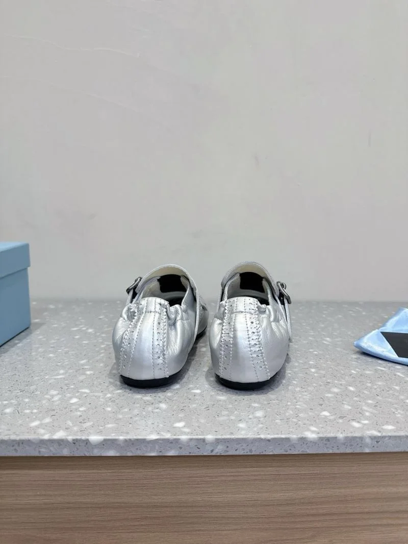 1:1 copy Prada Low Shoes