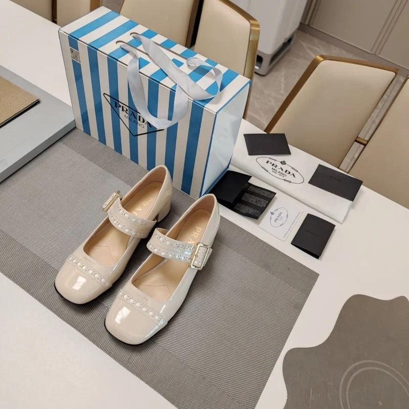 Precise copy Prada Low Shoes