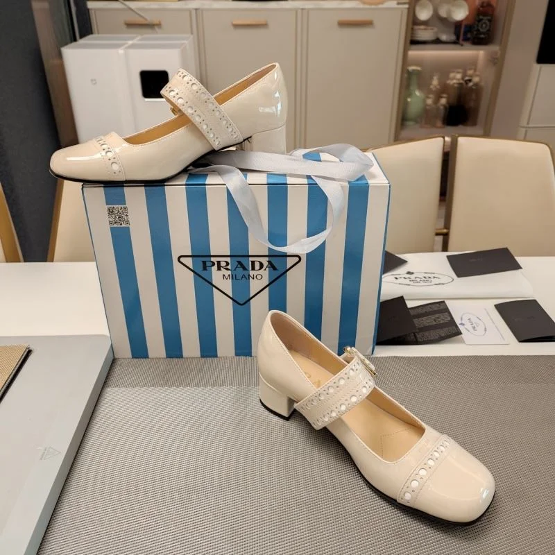 Precise copy Prada Low Shoes