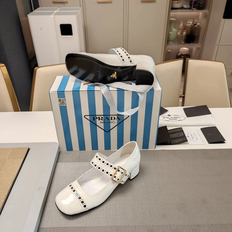 Precise copy Prada Low Shoes